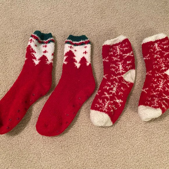 Accessories | 2 Red Fuzzy Crew Christmas Holiday Socks No Slip Bottoms ...